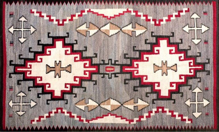Navajo Weaving: History, Beautiful Style and Identification
